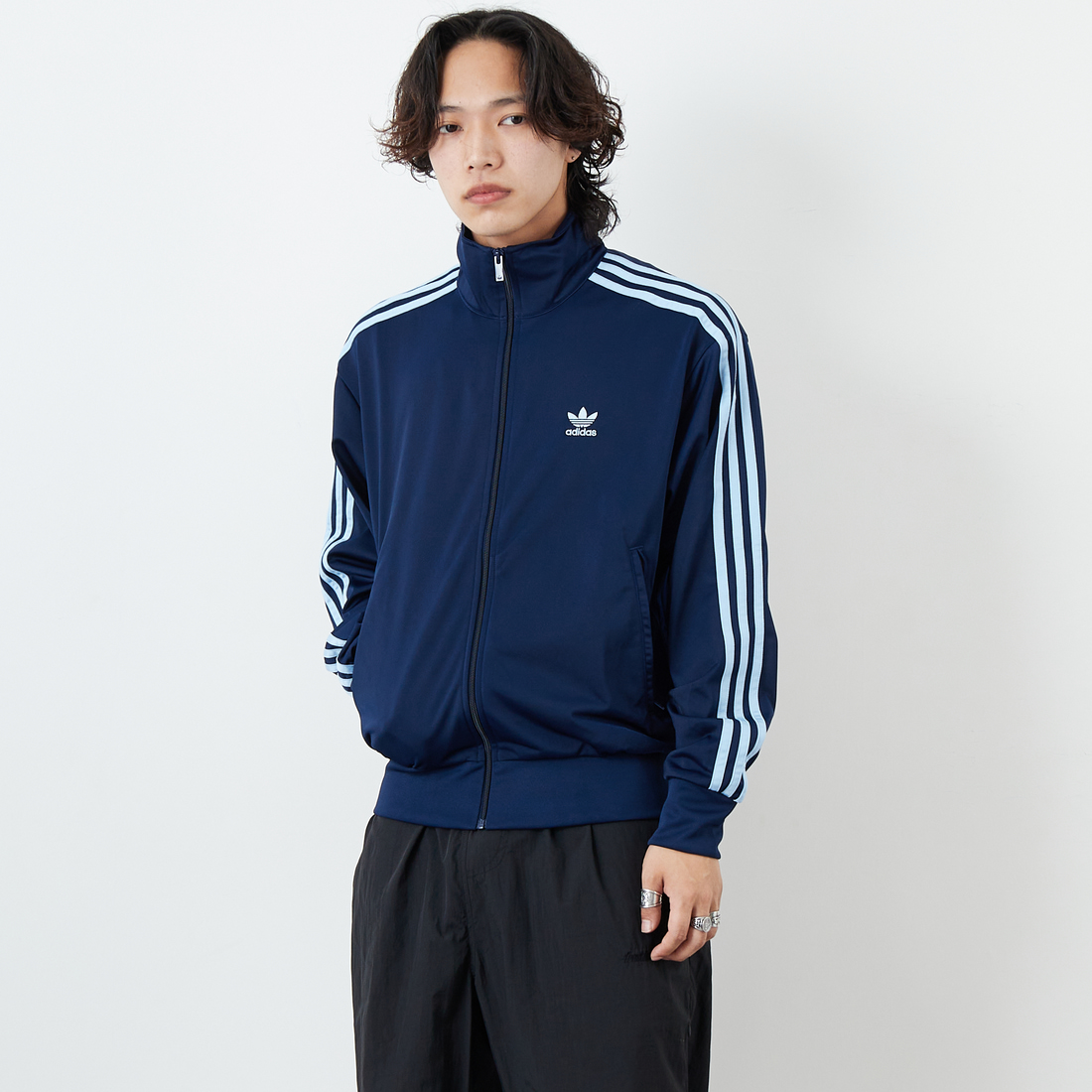 adidas Originals [アディダス オリジナルス]｜レディース・メンズ ファッション公式通販 ジーンズファクトリー オンラインショップ